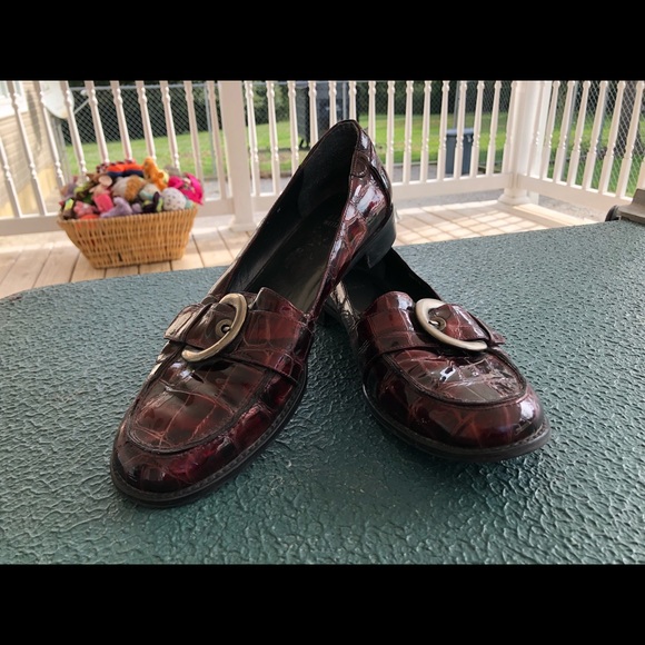 Stuart Weitzman | Shoes | Stuart Weitzman 1 Wide Womens Shoes | Poshmark